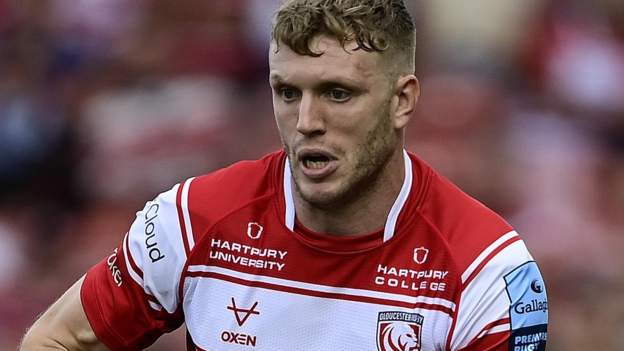 Ollie Thorley: Gloucester winger signs contract extension - BBC Sport
