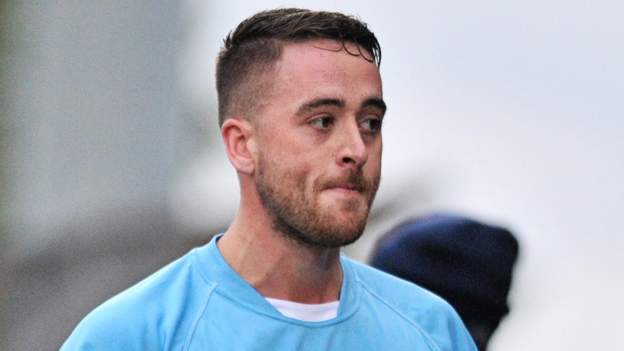 Portadown sign striker Shane Dolan and goalkeeper Jack Duffin - BBC Sport