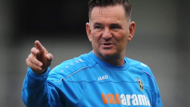Paul Doswell: Sutton United manager resigns after 11 years in charge ...