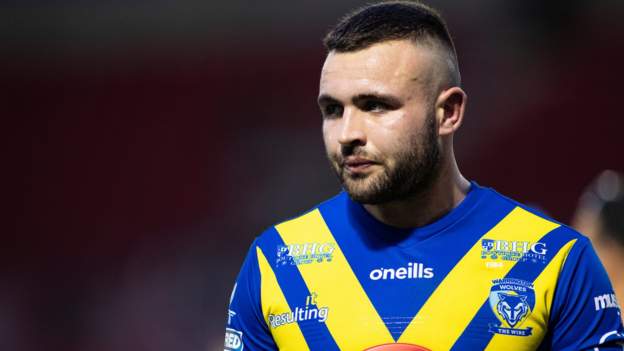 Ellis Robson: Warrington Wolves academy product signs new deal - BBC Sport