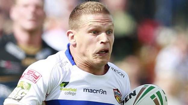 Peter Fox: Newcastle Thunder sign Doncaster winger - BBC Sport
