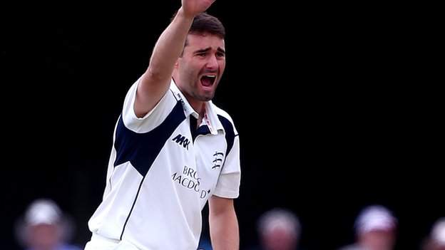 County Championship: Middlesex v Somerset ends in draw - BBC Sport