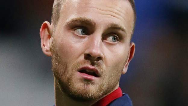 Ross Fitzsimons: Notts County sign goalkeeper - BBC Sport