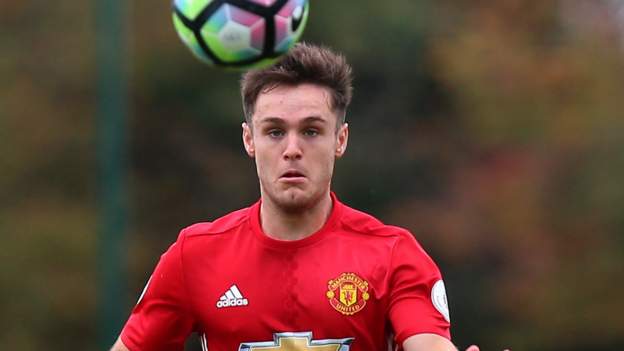 Joe Riley: Sheffield United full-back dislocates shoulder in training ...