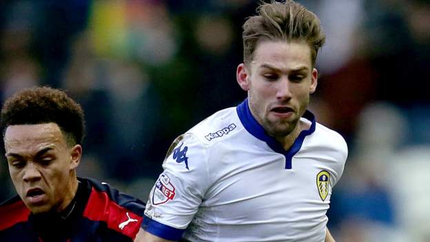 Burnley sign Charlie Taylor and agree £3m fee for Jon Walters - BBC Sport
