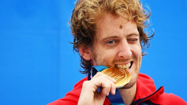 World Aquatics Championships: Gary Hunt reclaims high diving title with ...