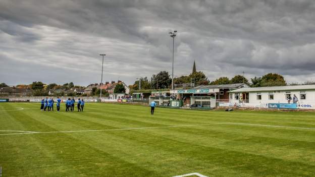 Middlesbrough defender Robbie Tinkler joins North Ferriby on loan - BBC ...