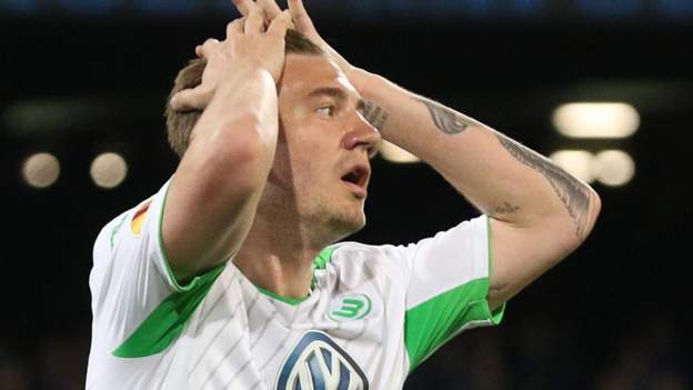 Nicklas Bendtner: Wolfsburg striker's contract ends a year early - BBC ...