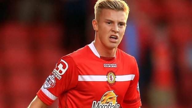 Adam King: Swansea City man keen to stay at Crewe Alexandra - BBC Sport