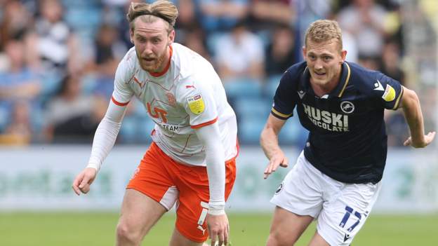 Millwall 2-1 Blackpool: Jake Cooper heads late winner for Lions - BBC Sport