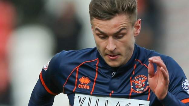 Jacob Blyth: Macclesfield Town sign striker on one-year deal - BBC Sport
