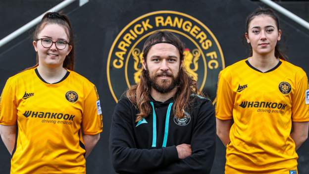 Carrick Rangers Falcons: Irish Premiership club launch women's team ...