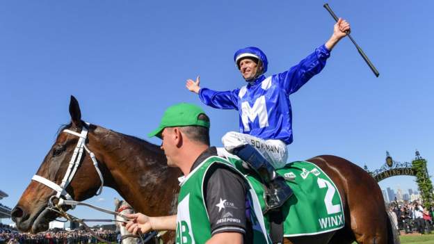 Winx: Australian horse wins 28th race in a row - BBC Sport
