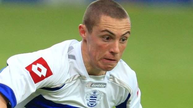 Michael Harriman: Wycombe sign QPR defender on loan - BBC Sport