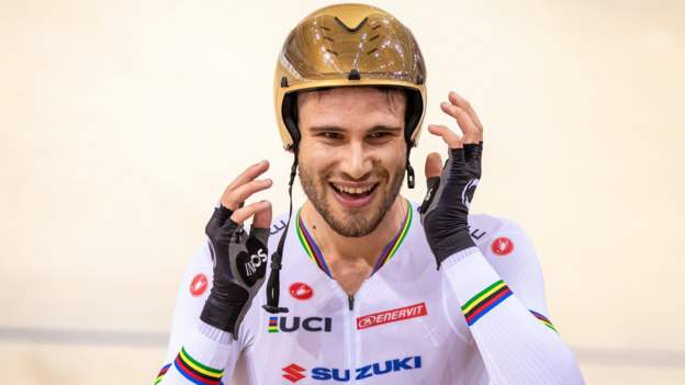 Track World Cup: Filippo Ganna smashes individual pursuit world record ...