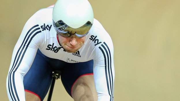 Track Cycling World Cup: Britain win men's team sprint gold - BBC Sport