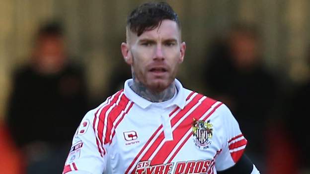 Stevenage: Scunthorpe's Jack King and Arsenal striker Kaylen Hinds join ...