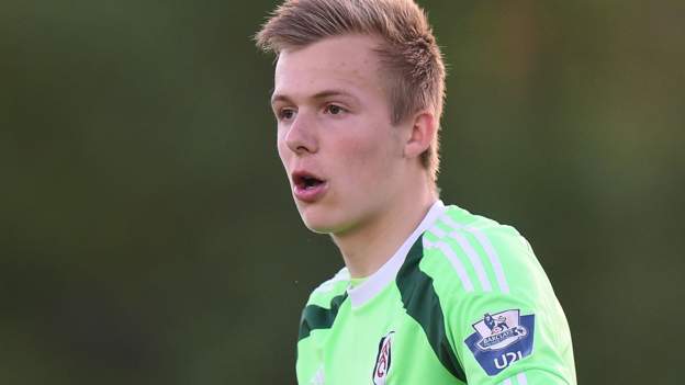 Marek Rodak: Fulham goalkeeper signs new contract until 2020 - BBC Sport