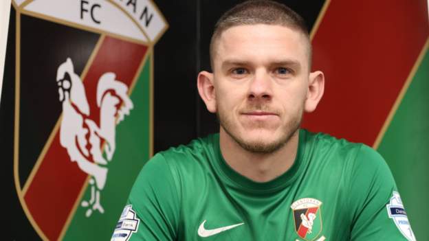 Irish Premiership: Glens bring in former Dundalk midfielder Murray ...