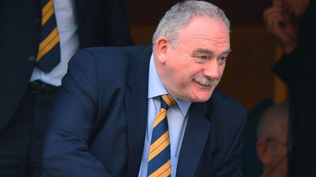 Rod Petrie resumes Scottish FA president role after surgery - BBC Sport