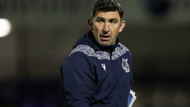 Kevin Maher: Southend United appoint former player as manager - BBC Sport