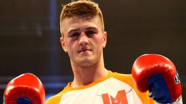Belfast's Marc McCullough suffers shock first-round defeat - BBC Sport
