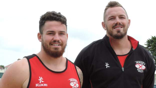 Jersey Reds sign centre Ellis Abrahams and lock Tom Quarrie - BBC Sport