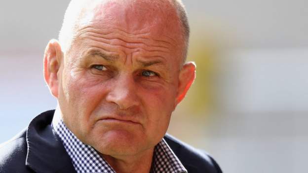 Andy Robinson: Bristol sack director of rugby - BBC Sport