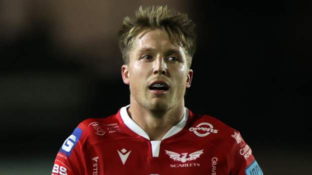 Tyler Morgan: Centre joins Wales' sevens squad after Scarlets release ...