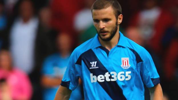 Jamie Ness: Scunthorpe United sign ex-Stoke midfielder - BBC Sport