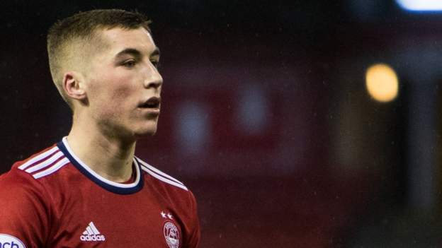 Dean Campbell: Stevenage sign Aberdeen midfielder on loan - BBC Sport