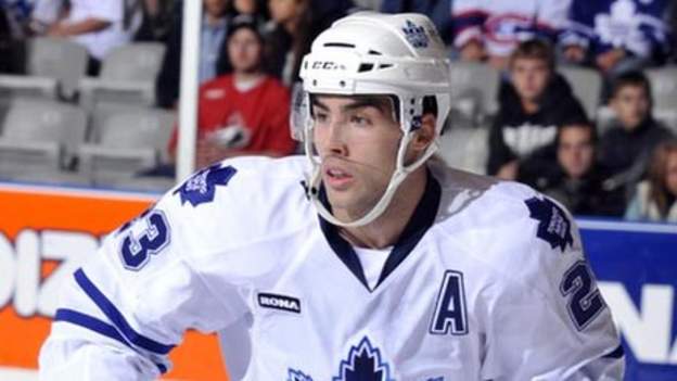 American Alex Foster latest signing for Belfast Giants - BBC Sport