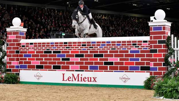 Watch LIVE: London International Horse Show - Puissance GB's Guy ...