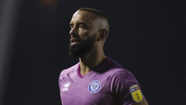 Aaron Wilbraham: Rochdale offer forward, 39, new deal - BBC Sport