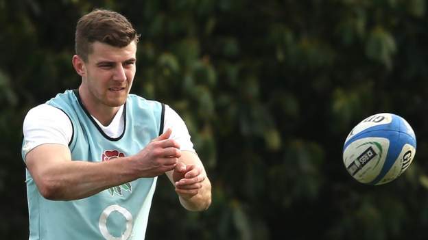 Six Nations 2016: Ollie Devoto joins England as Alex Goode cover - BBC ...
