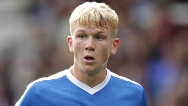 Guiseley sign Lewis Freestone, Mike Fondop and Andy Haworth - BBC Sport