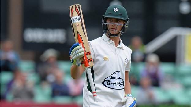 Worcestershire:star Joe Clarke signs new three-year contract - BBC Sport