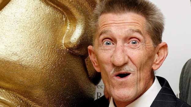 EFL: Tributes to Barry Chuckle among five things you may have missed ...