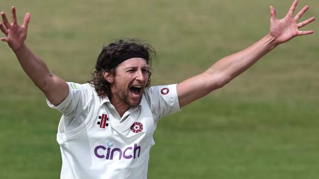 Jack White: Northamptonshire bowler signs new two-year contract - BBC Sport