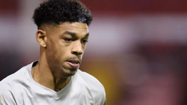 Reeco Hackett-Fairchild: Portsmouth forward joins Southend on loan ...