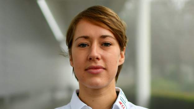 Winter Olympics 2018: Izzy Atkin stars but Lindsey Vonn struggles - BBC ...