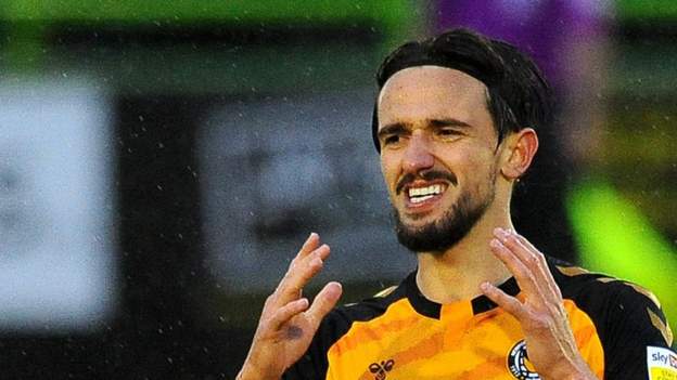 Liam Shephard: Salford City sign defender after he turns down new deal ...