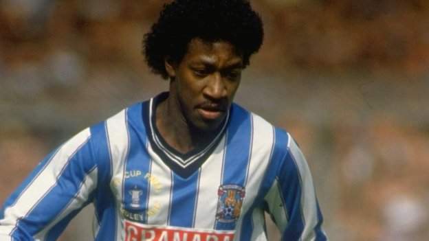 FA Cup: Barwell buzz boosted by Wembley winner Dave Bennett - BBC Sport