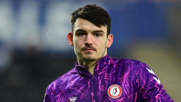 Max O'Leary: Goalkeeper signs new three-and-a-half-year Bristol City ...