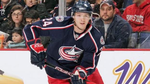 Kris Beech becomes latest Belfast Giants signing - BBC Sport