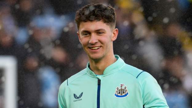 Max Thompson: Newcastle United goalkeeper joins Northampton Town on ...