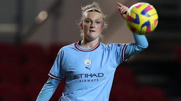 Ruby Mace: Manchester City midfielder joins WSL strugglers Leicester on ...
