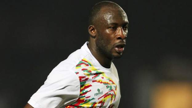 Cheikh Ndoye: Birmingham City sign Senegal international midfielder ...