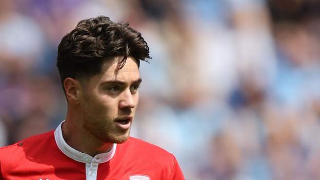 Hayden Hackney: Middlesbrough midfielder signs new contract until 2027 ...