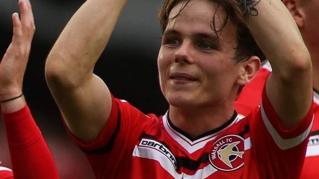 Walsall: Liam Kinsella extends contract to 2018 - BBC Sport